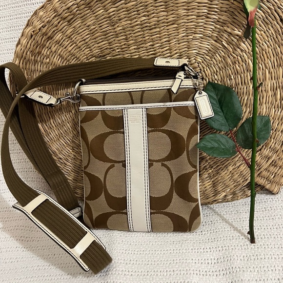 Coach | Bags | Vintage Coach C Signature Brown And Cream Crossbody Bag ...